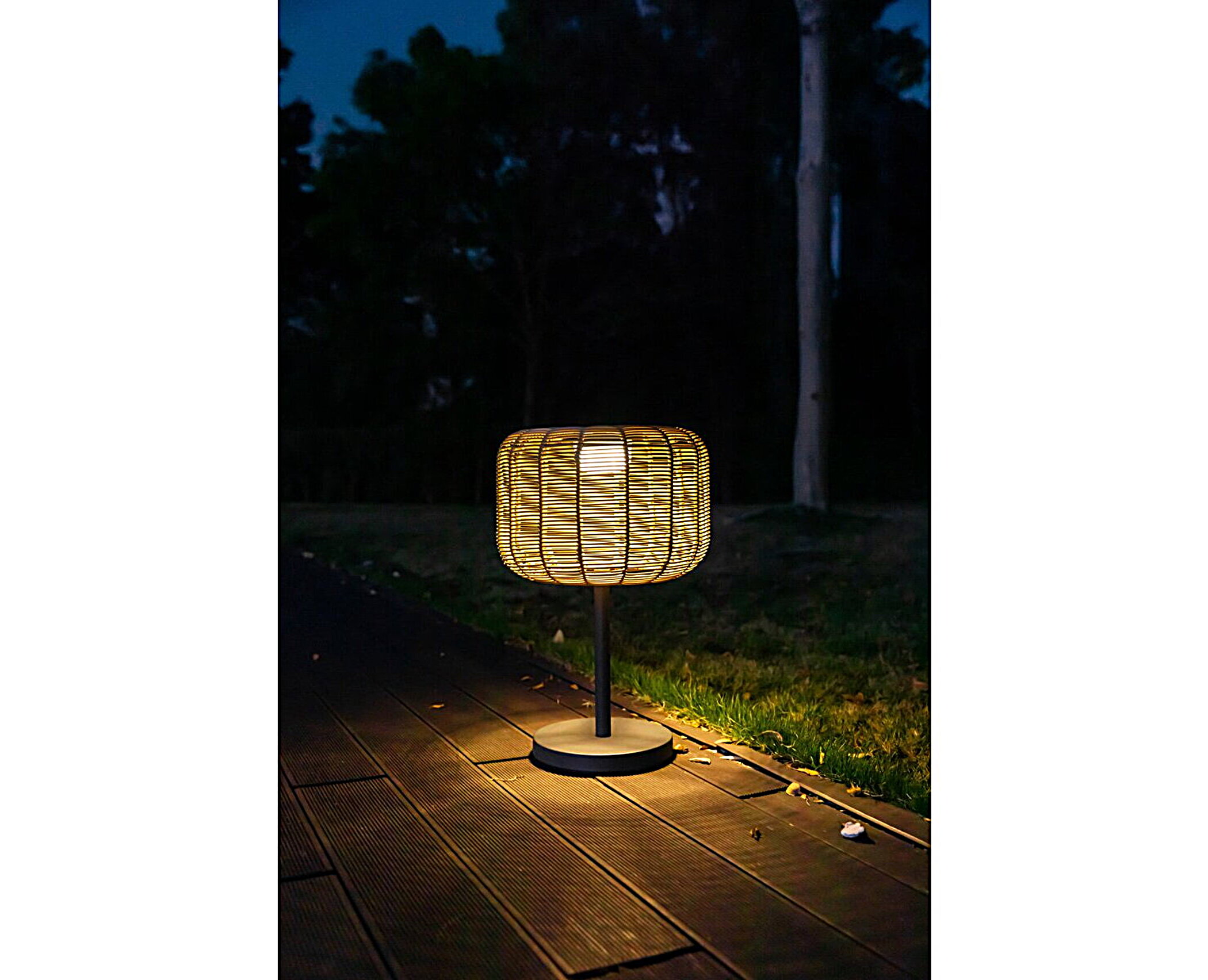 Buitenlamp Nina Garden Solar Rotan kopen? | Meubelplaats.nl