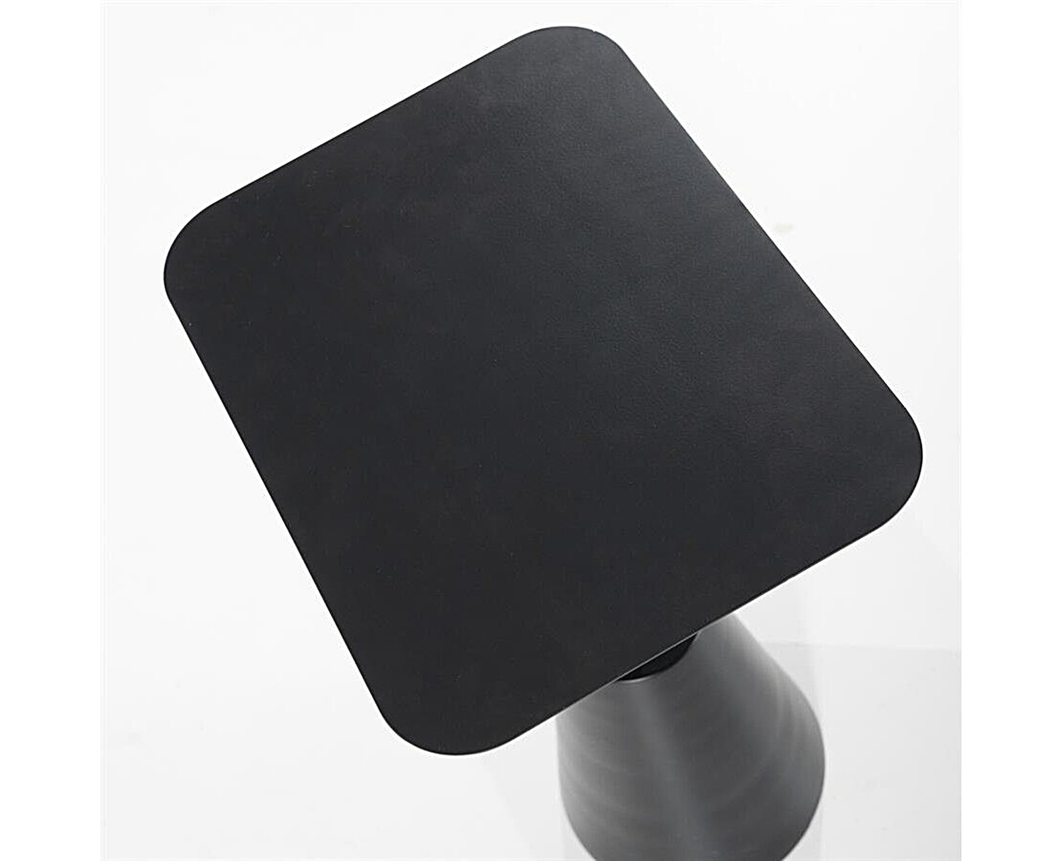 Bijzettafel Gravity | BY-BOO | Meubelplaats.nl