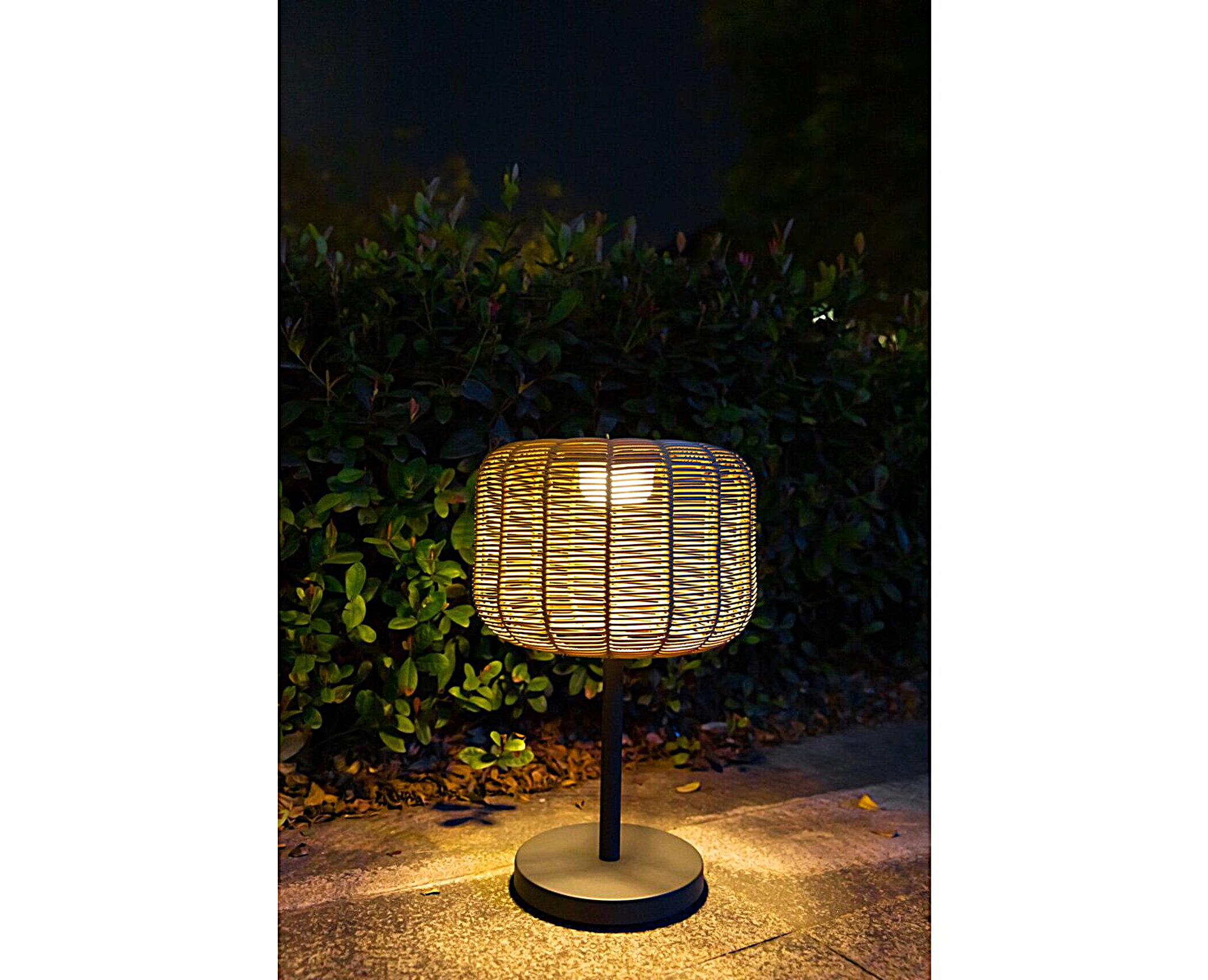 Buitenlamp Nina Garden Solar Rotan kopen? | Meubelplaats.nl