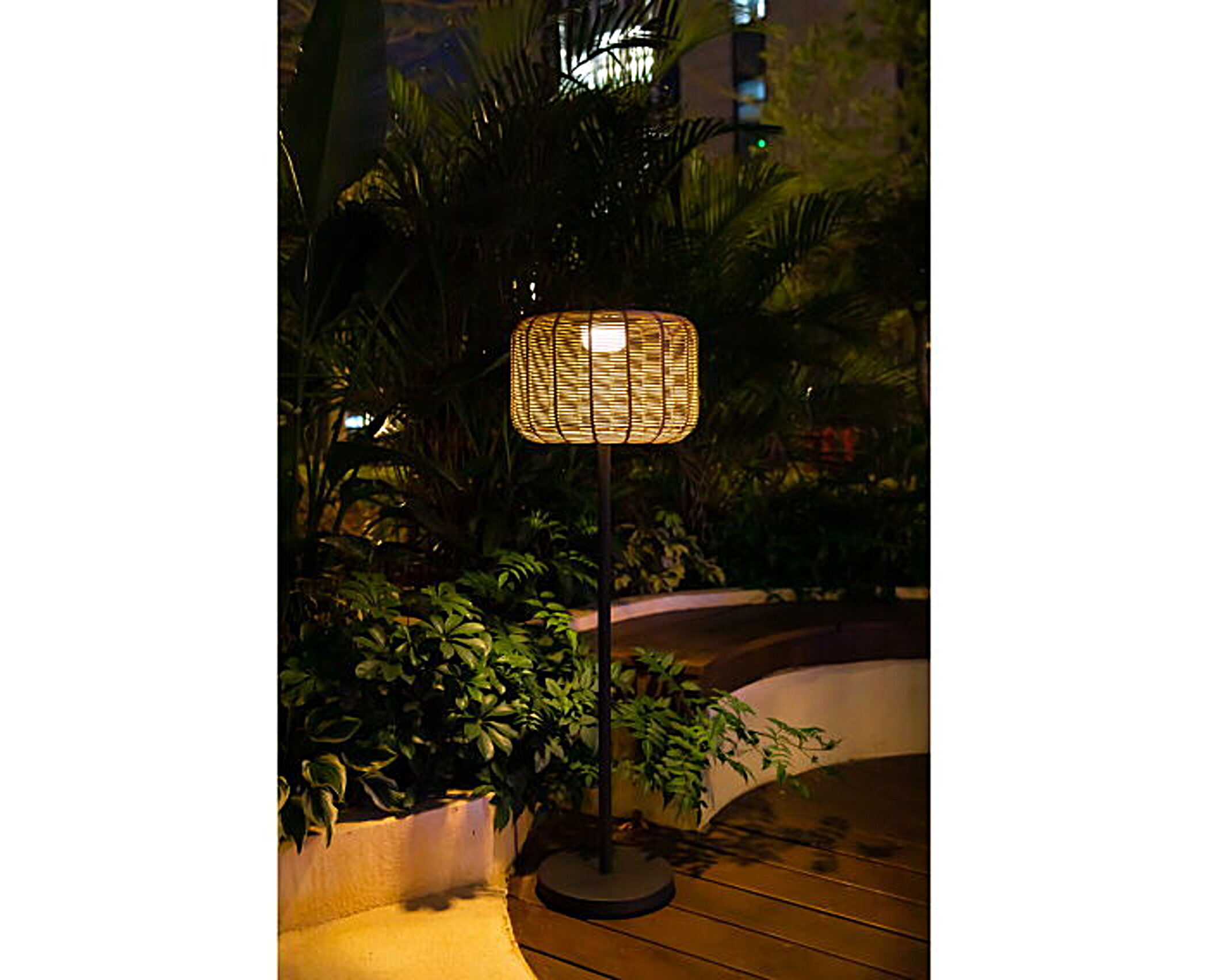 Buitenlamp Valerie Garden Solar Rotan van SenS-line kopen ...